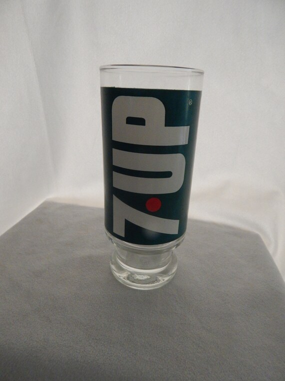 Vintage 7UP Glass the Uncola Wet & Wild 1965 | Etsy