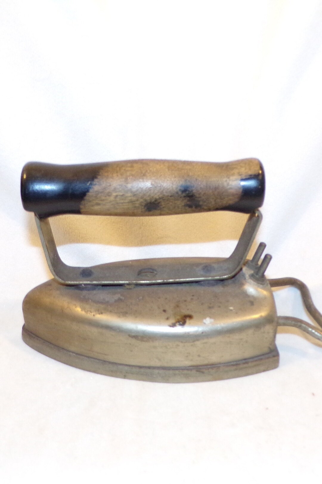 Vintage Cast Iron Clothing Iron - Etsy