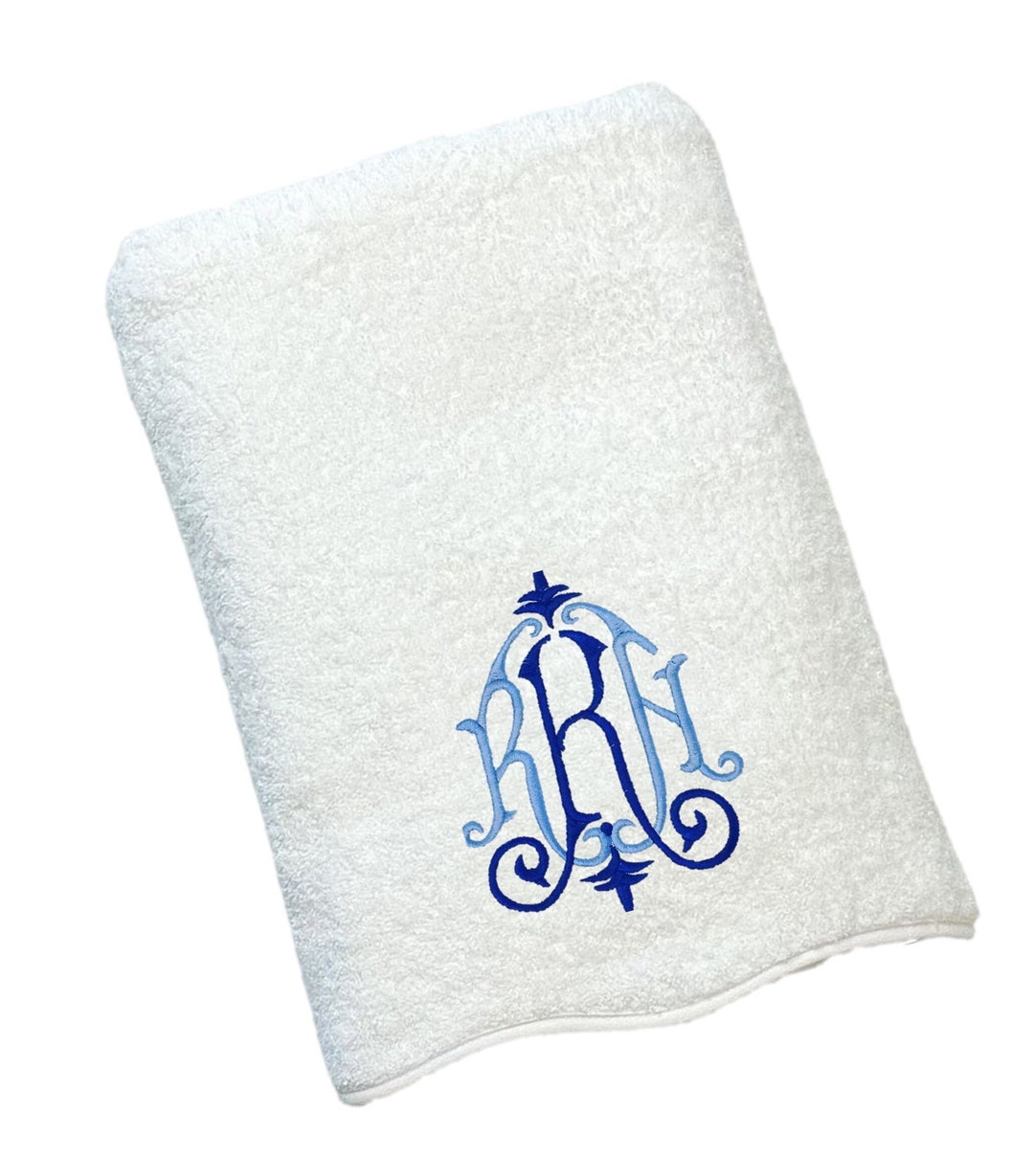 Monogrammed Scallop White Bath Hand Wash Cloth Towel Bathroom Monogram ...