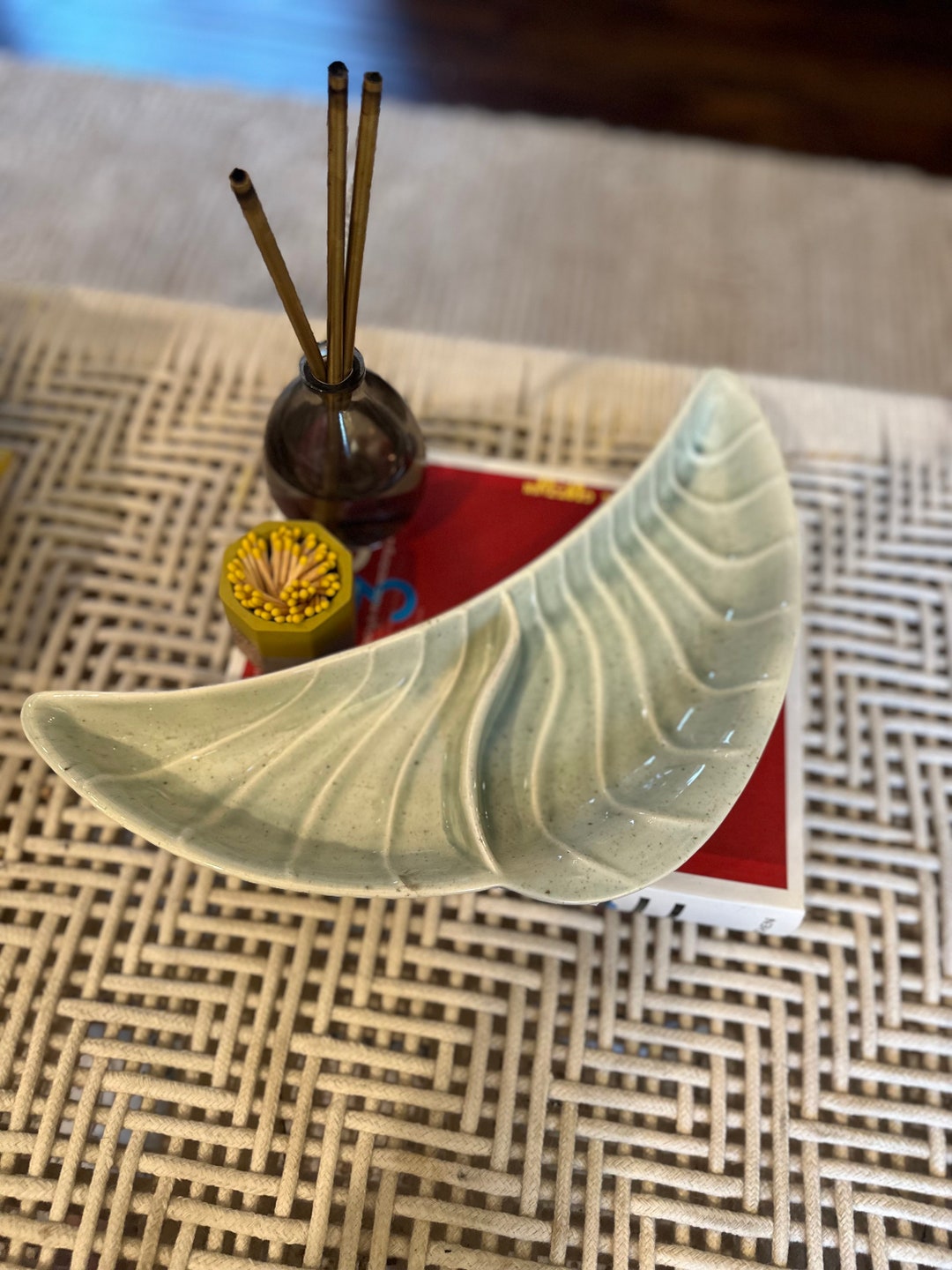 Enchanto Pottery MCM Crescent Chip/dip or Trinket Tray - Etsy