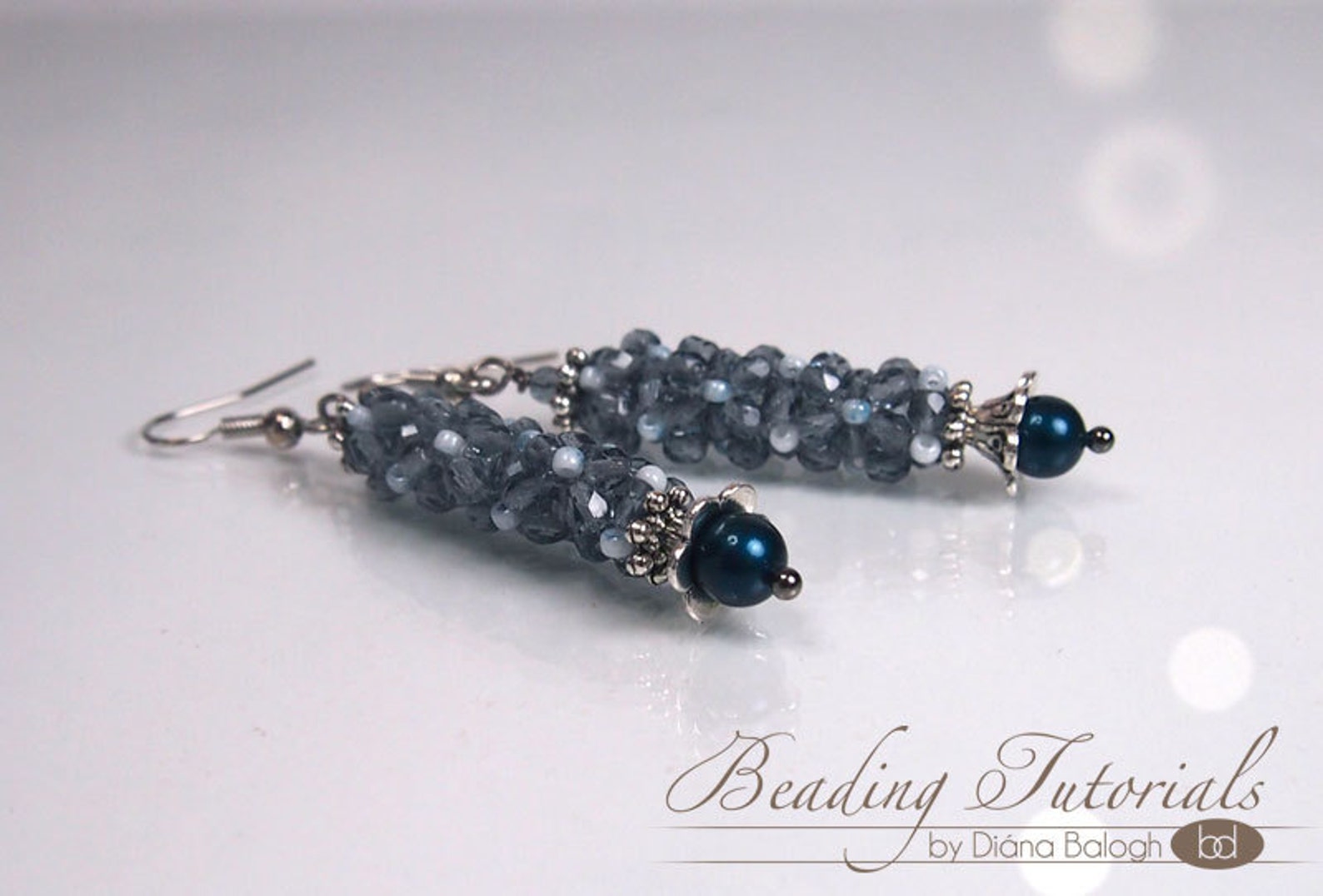 DIY Beading Lesson: Triangle Weave Lesson 4 Tubular Triangle - Etsy UK