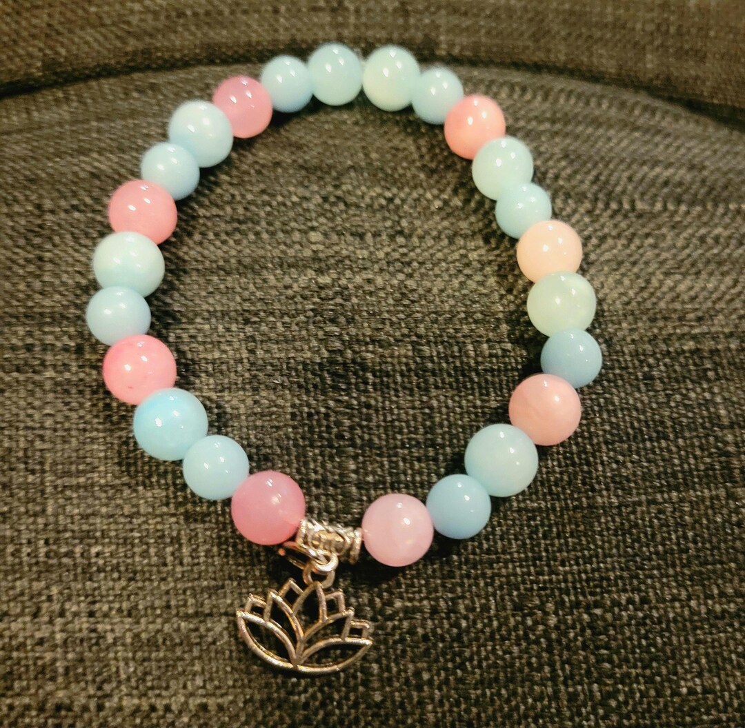 Queen Crown Quartz Stones With Glow in the Dark Solar Stones Bracelet ...