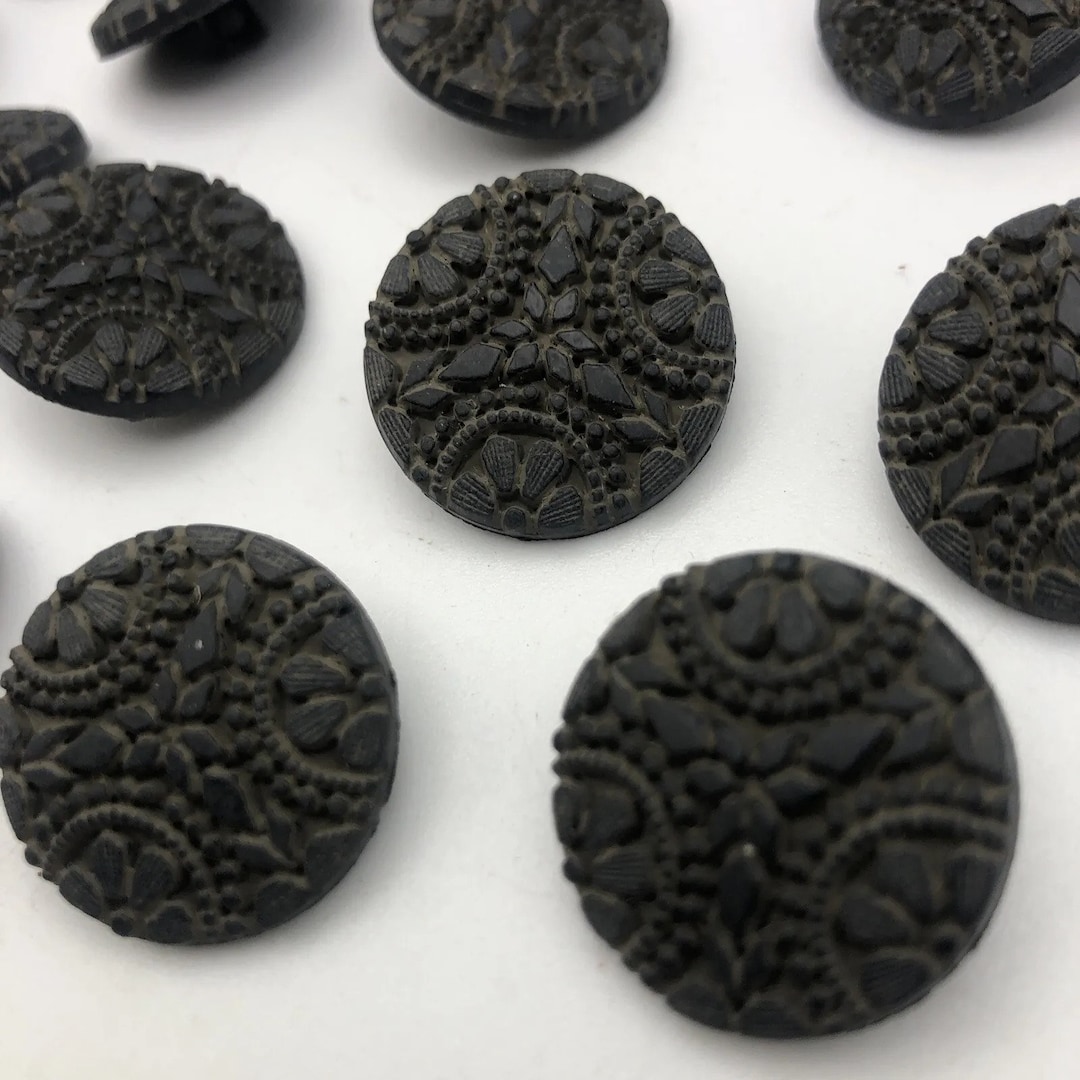 Vtg Goth Dark Purple Almost Black Shank Buttons 23mm Lot of 6 or 60 ...