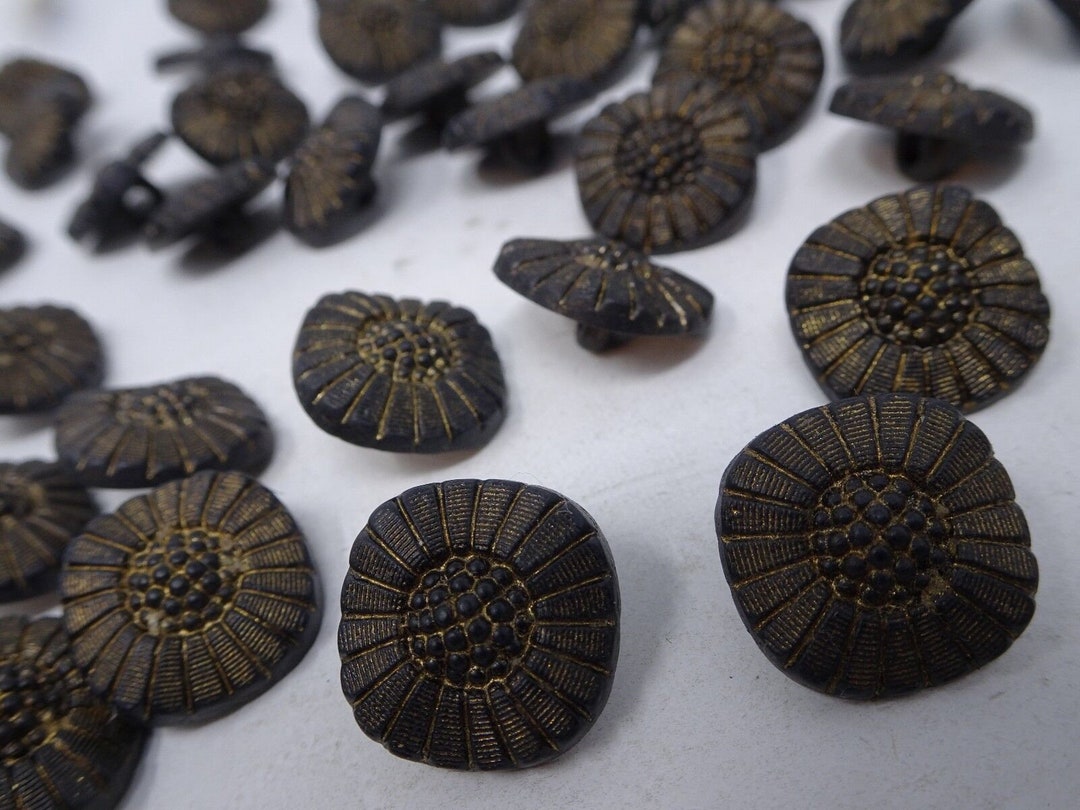 Vintage Gold and Black Rounded Sunburst 3D Shank Buttons 16mm 20mm Lot ...