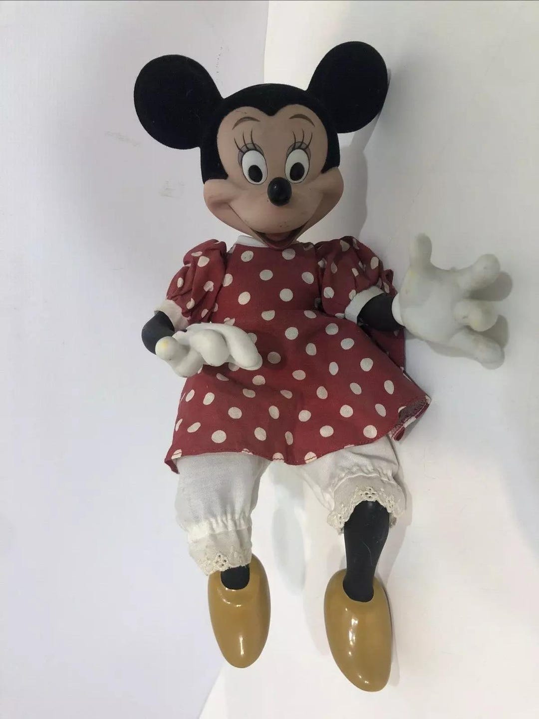 Ashton Drake Mickey Mouse “A Moment With Minnie” Porcelain Doll Felted ...