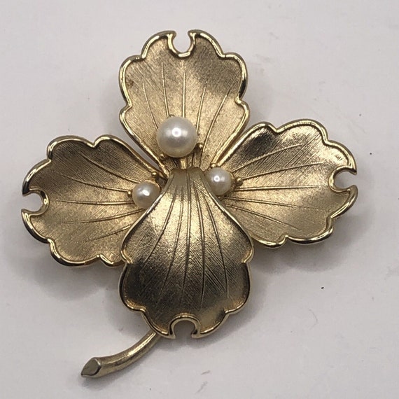 1950s Vtg Lisner Signed Real Pearls and Gold Tone Tex… - Gem