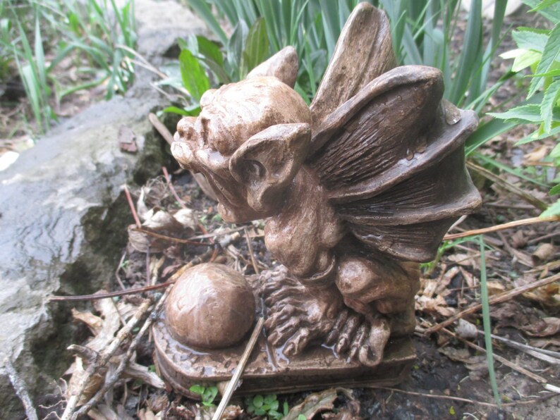 Screaming Dragon Gargoyle Statue - Etsy