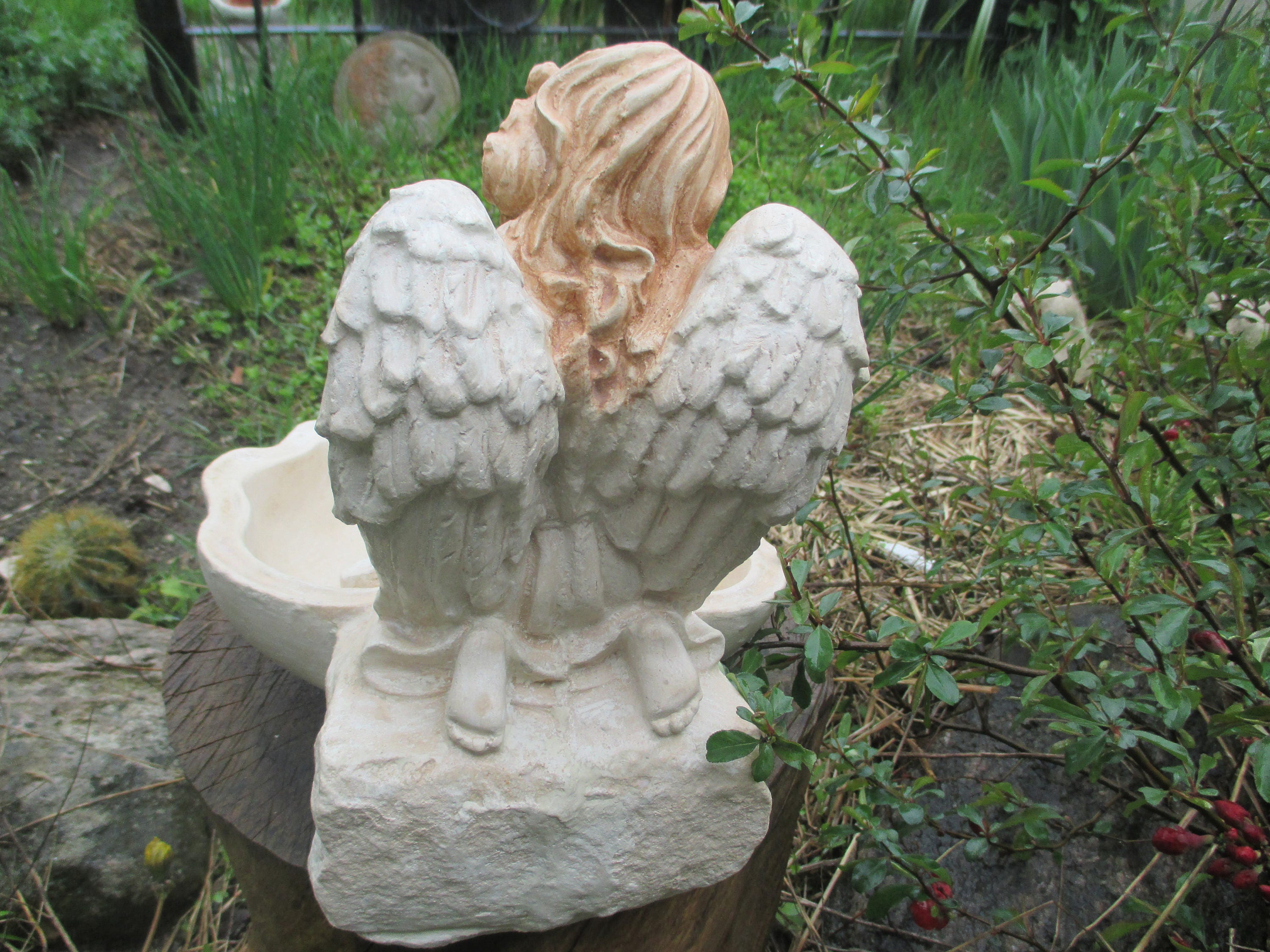 Little Angel in Prayer Bird Bath/feeder - Etsy