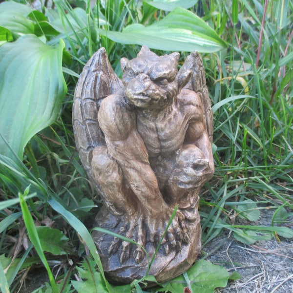 Gargoyle Statue - Etsy