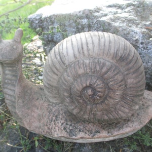 Bella Snail Statue - Etsy