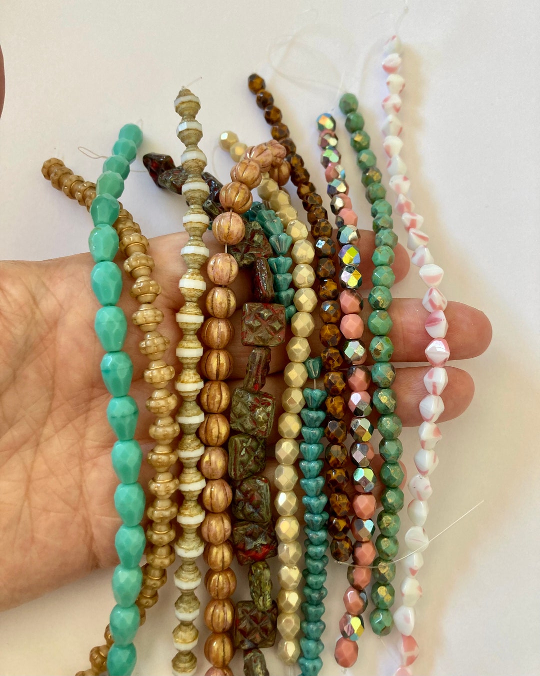 Lot de 11 rangs de perles Tchèques en verre Lot 1 - Etsy France