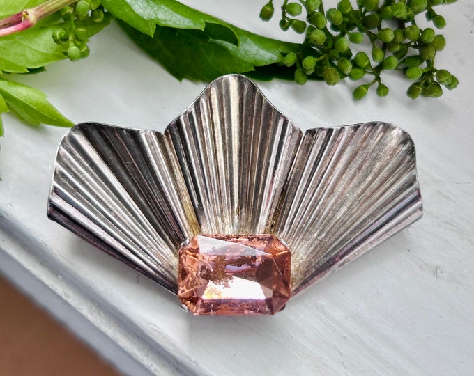 Vintage 1930s — 1940s Art Deco Trombone Clasp Pink Rhinestone Brooch ...