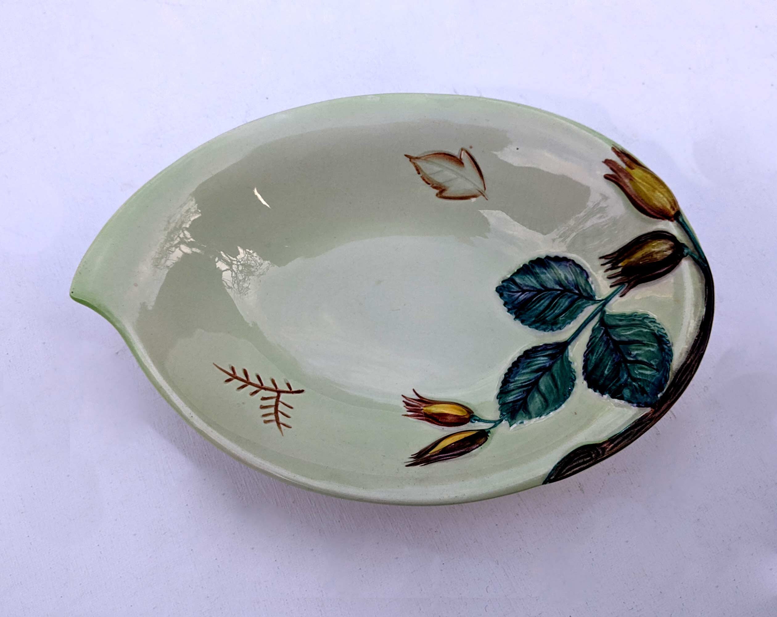 Vintage Carlton Ware 'australian Design Leaf Shaped Dish With Raised ...
