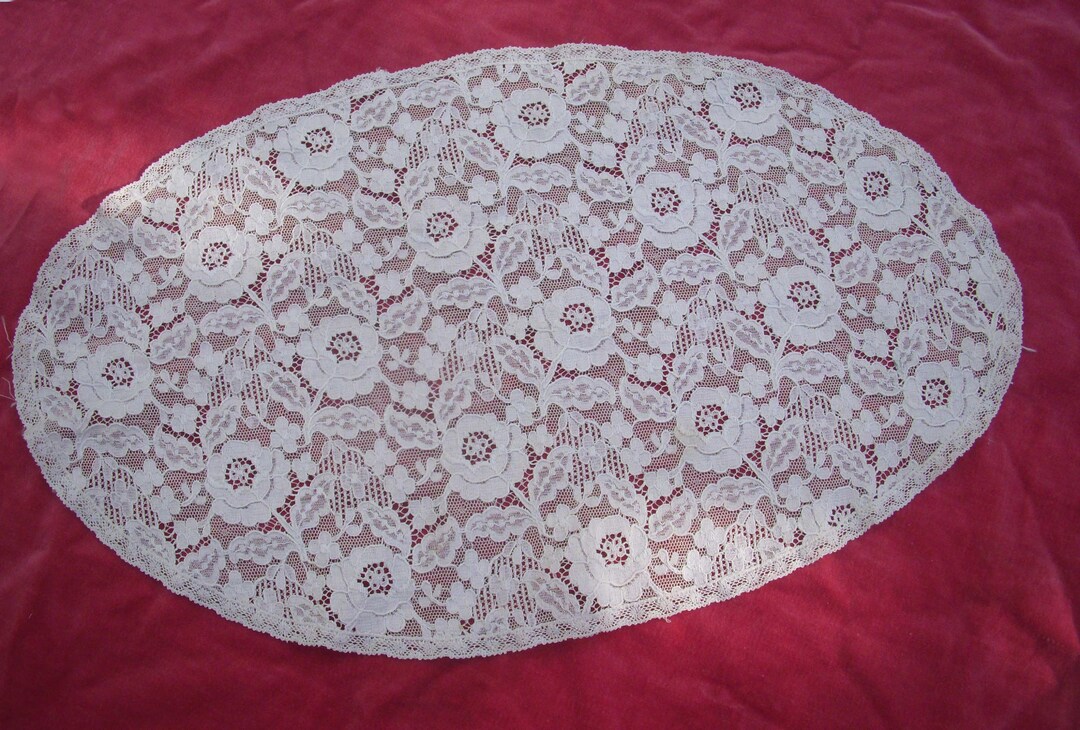 Vintage Lace Oval Dressing Table Mat, Off-white Circa 1950's, All Over ...