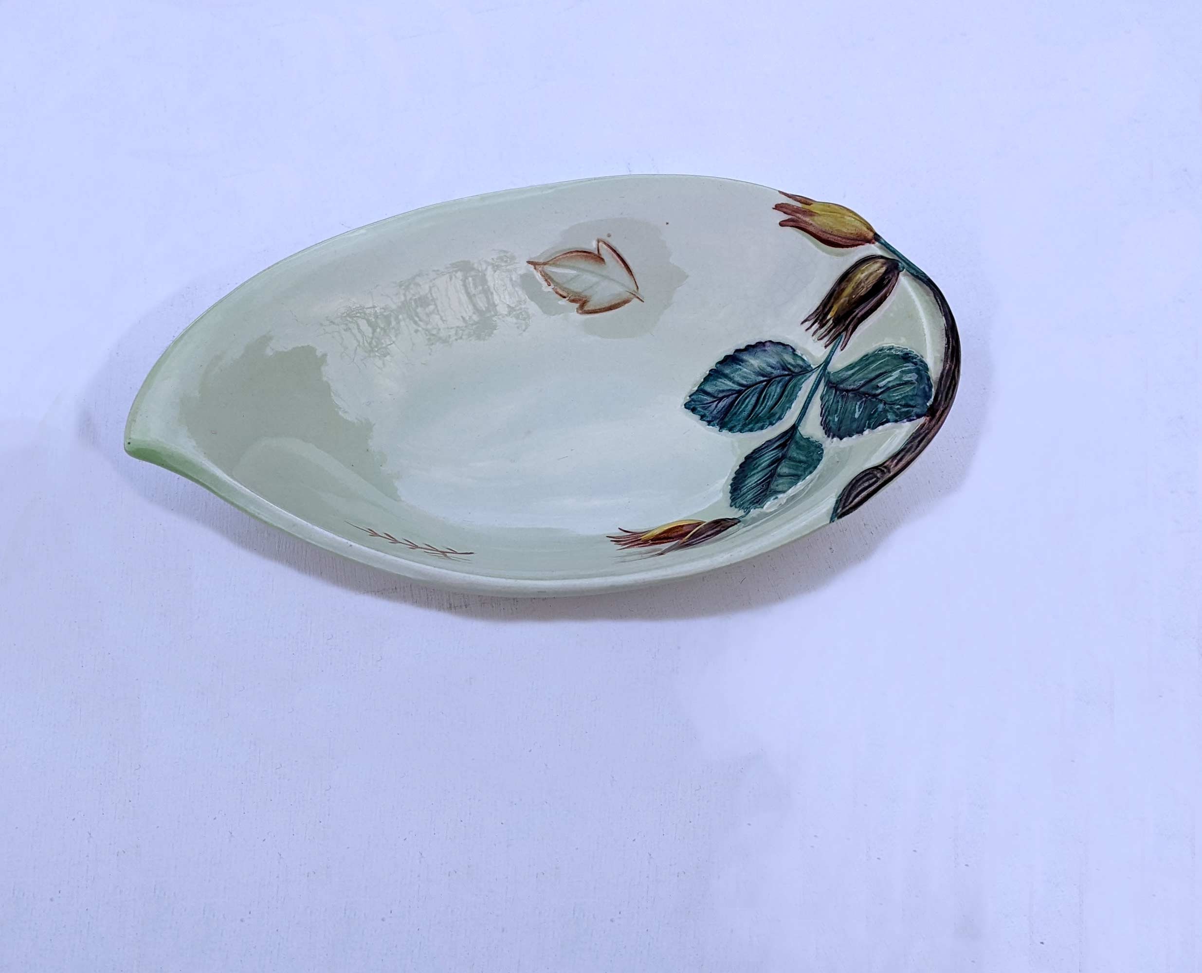 Vintage Carlton Ware 'australian Design Leaf Shaped Dish With Raised ...
