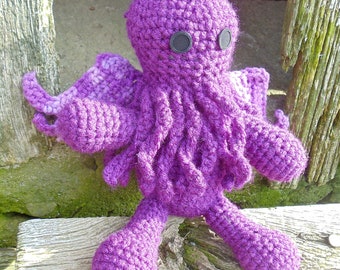Stuffed Crocheted Albino Cthulhu Doll - Etsy