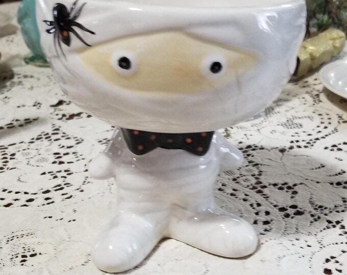 Ceramic Mummy Pedestal Bowl Candy Dish Halloween Decor Bowtie Spider ...