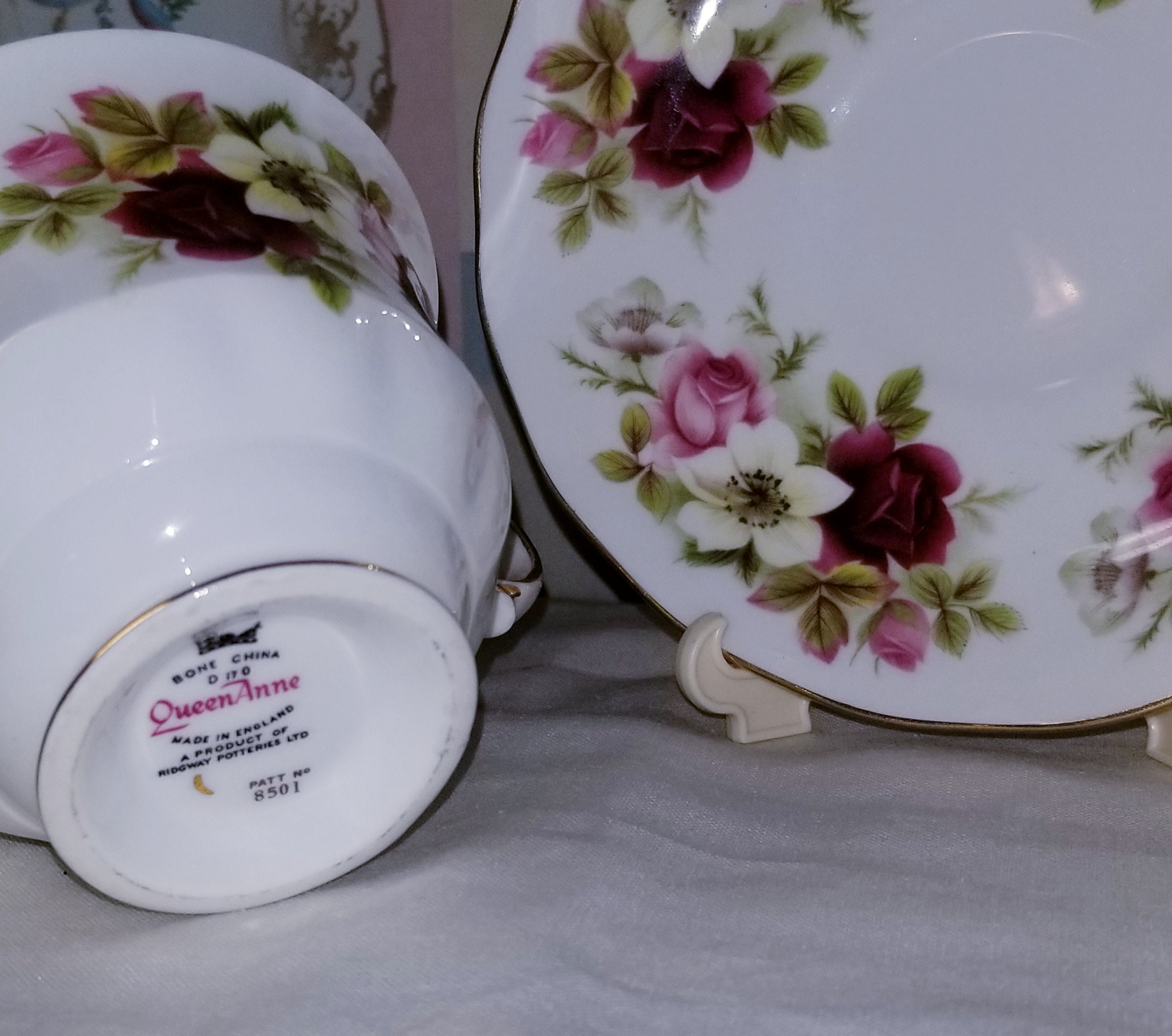 8501 by Queen Anne Bone China Tea Cup and Saucer Made in England ...