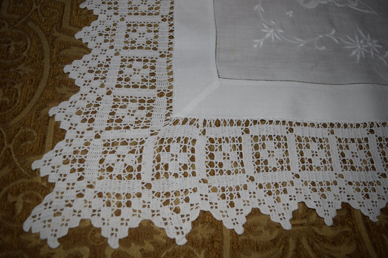 Vintage 1920's English Tea Cloth Tablecloth Irish Linen White on White ...