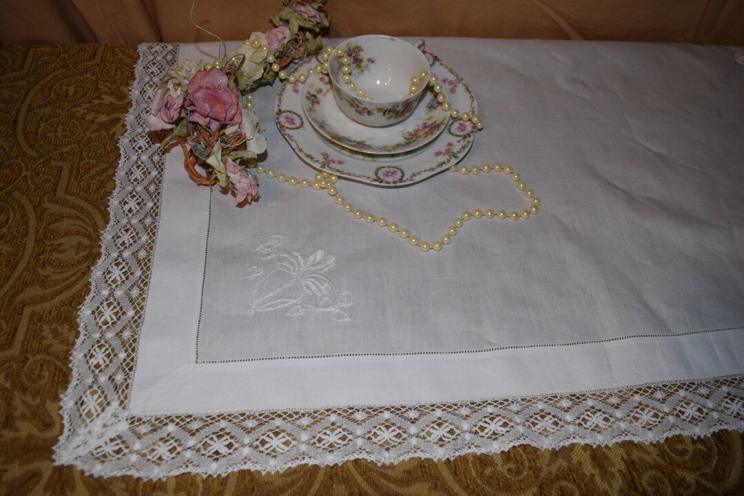 Antique 1930's English Butler's Cloth Butler Tray Cloth With Cluny Lace ...
