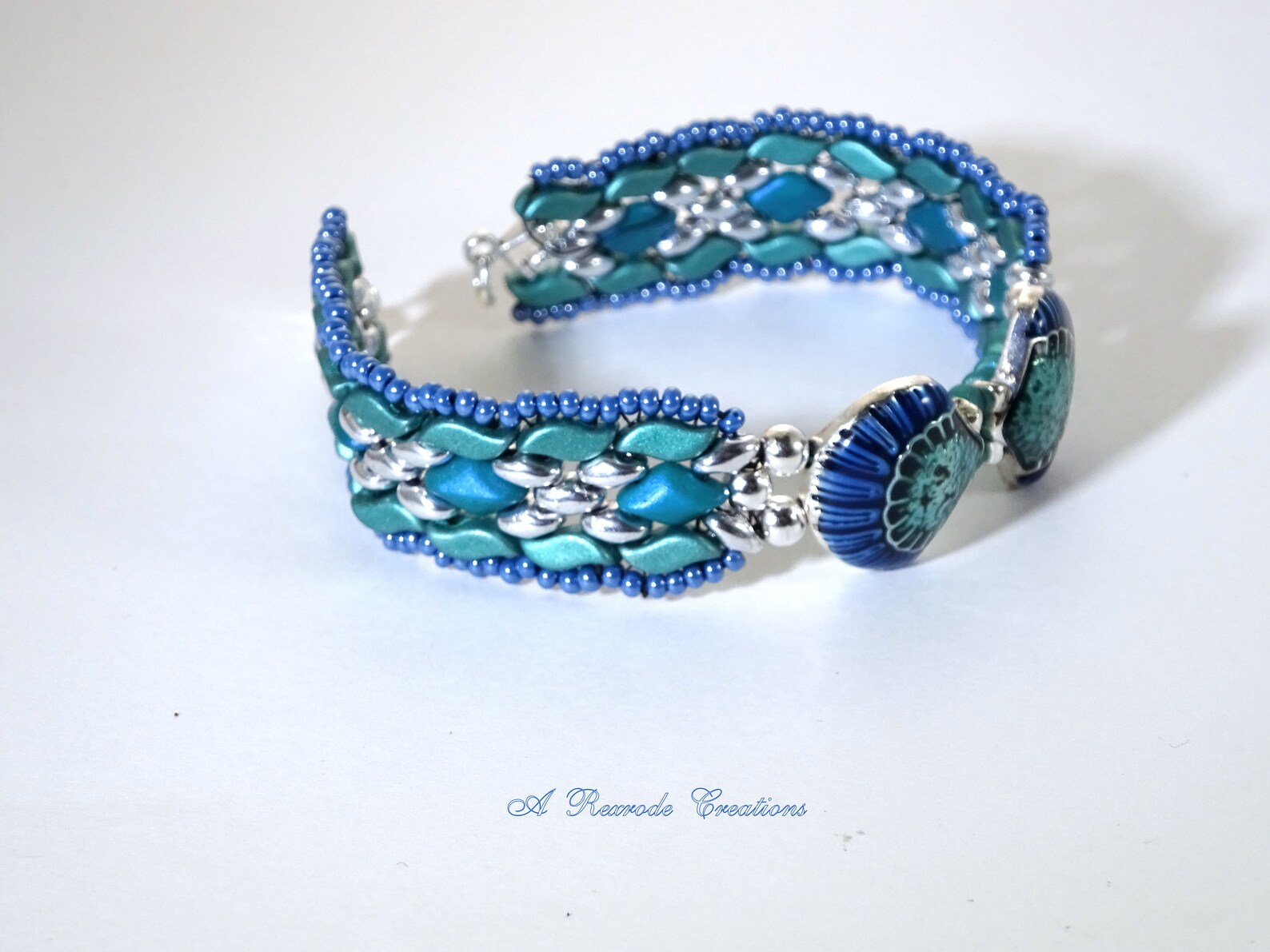 Sea Shell Bracelet Seed Bead Bracelet Green and Blue - Etsy