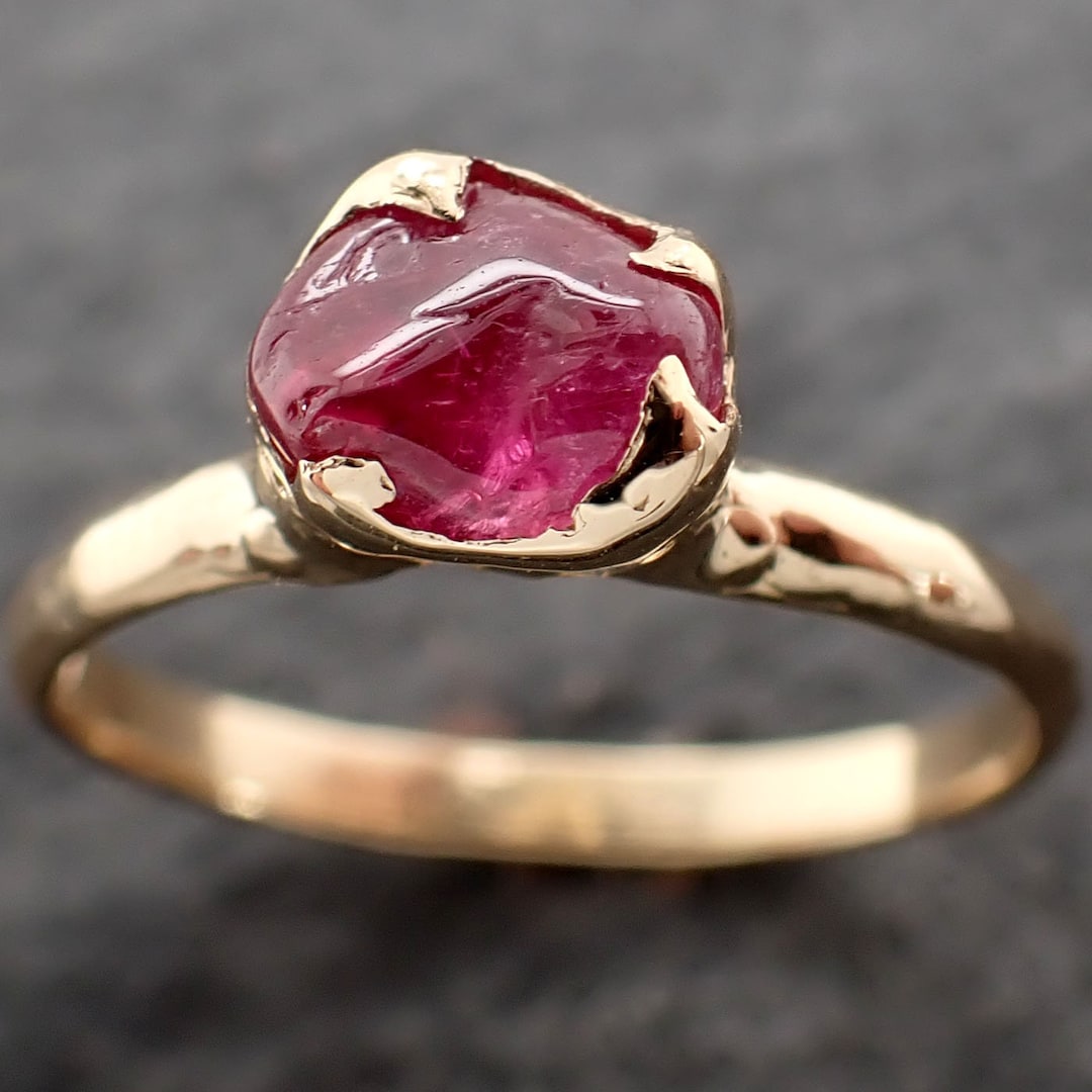 Sapphire Tumbled Pink Tumbled Yellow 18k Gold Solitaire Gemstone Ring ...