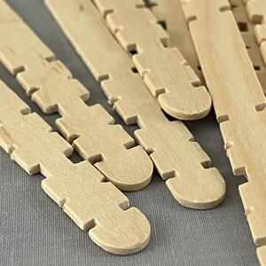 Craftysticks- Notched Wood Craft Sticks, 4.5 Inch, Natural Hobby Sticks ...