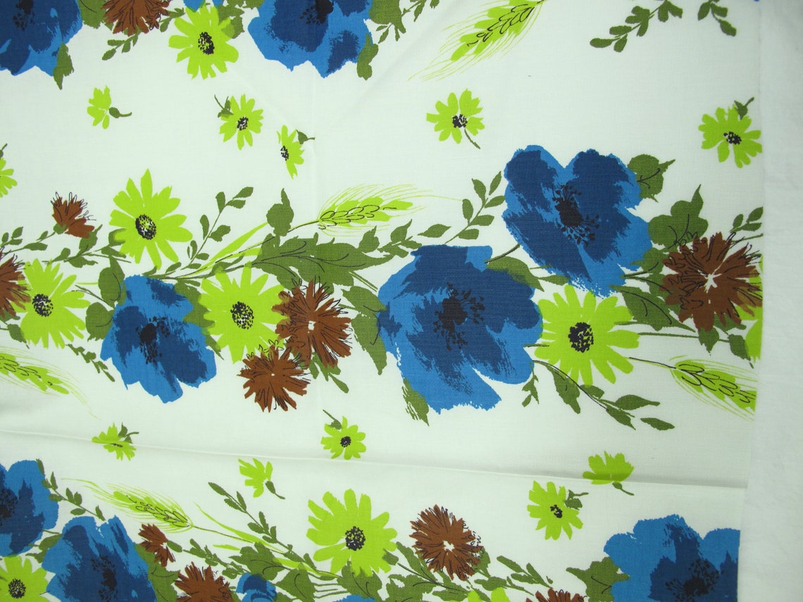 A Bates Print Blue Floral Fabric~~~3 1/3 Yards (120")~~~1960's-1970's ...