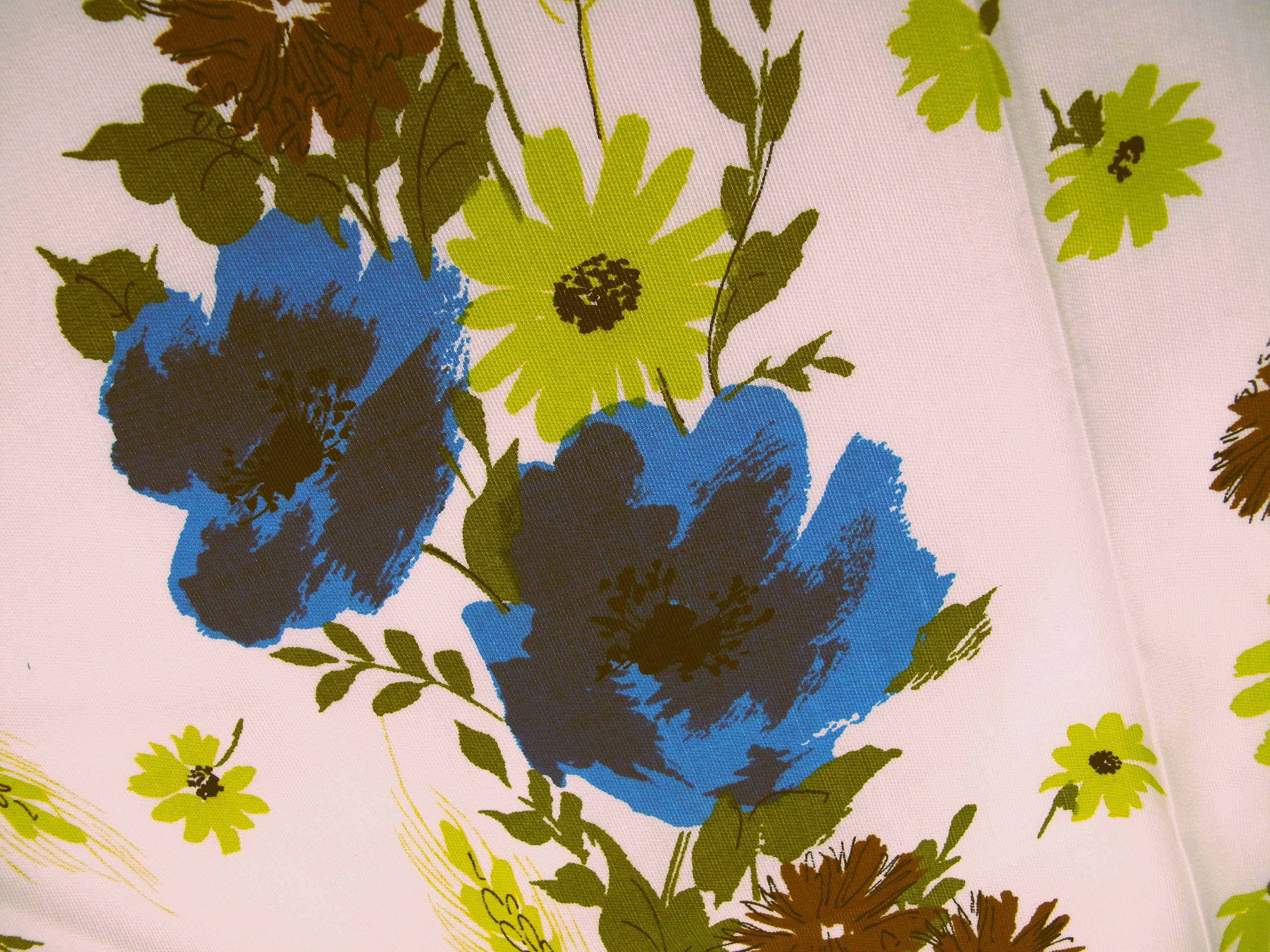 A Bates Print Blue Floral Fabric~~~3 1/3 Yards (120")~~~1960's-1970's ...