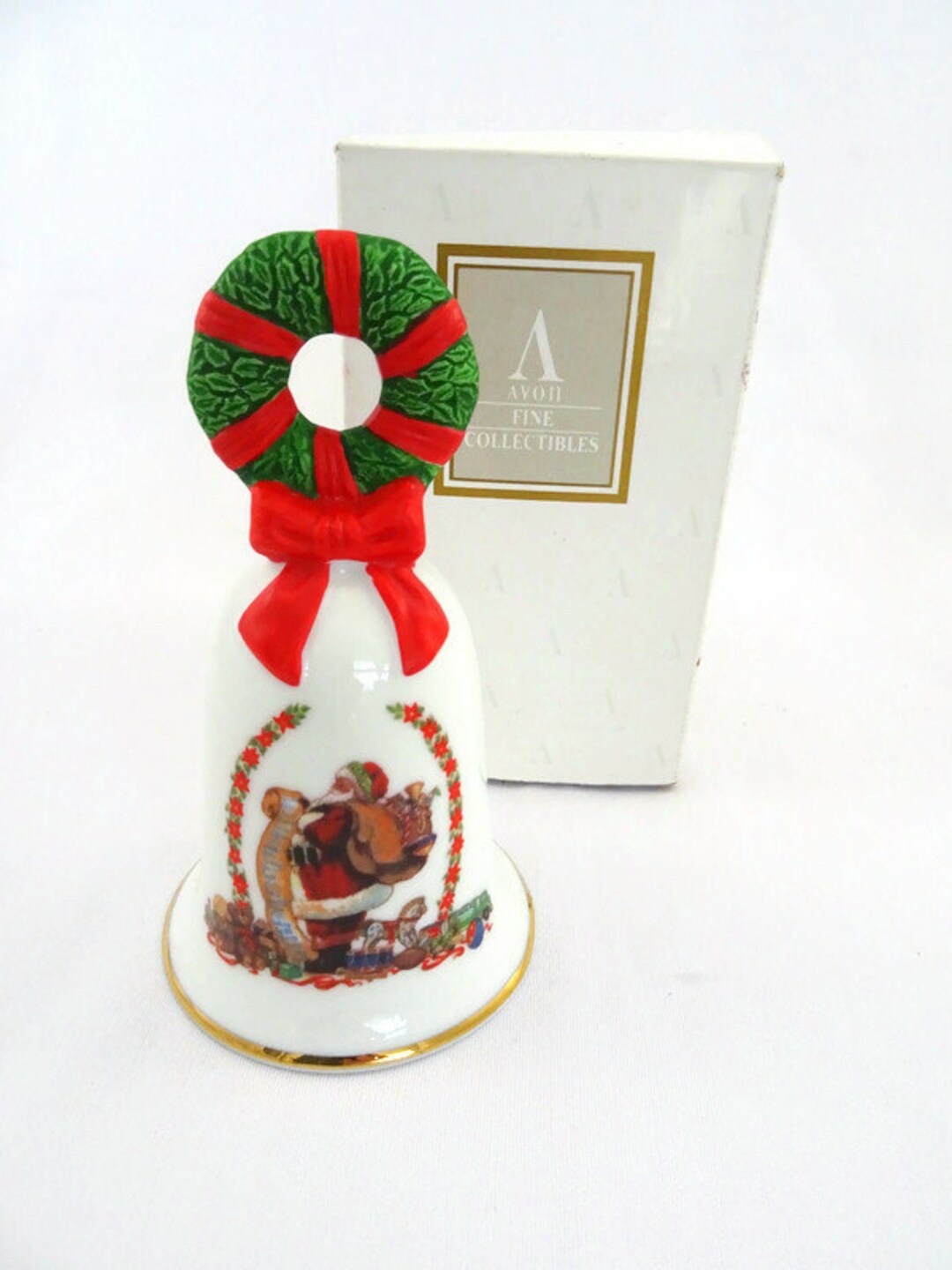 Vintage AVON Christmas Bell 1995 Holiday Collectible Bell Wreath in ...