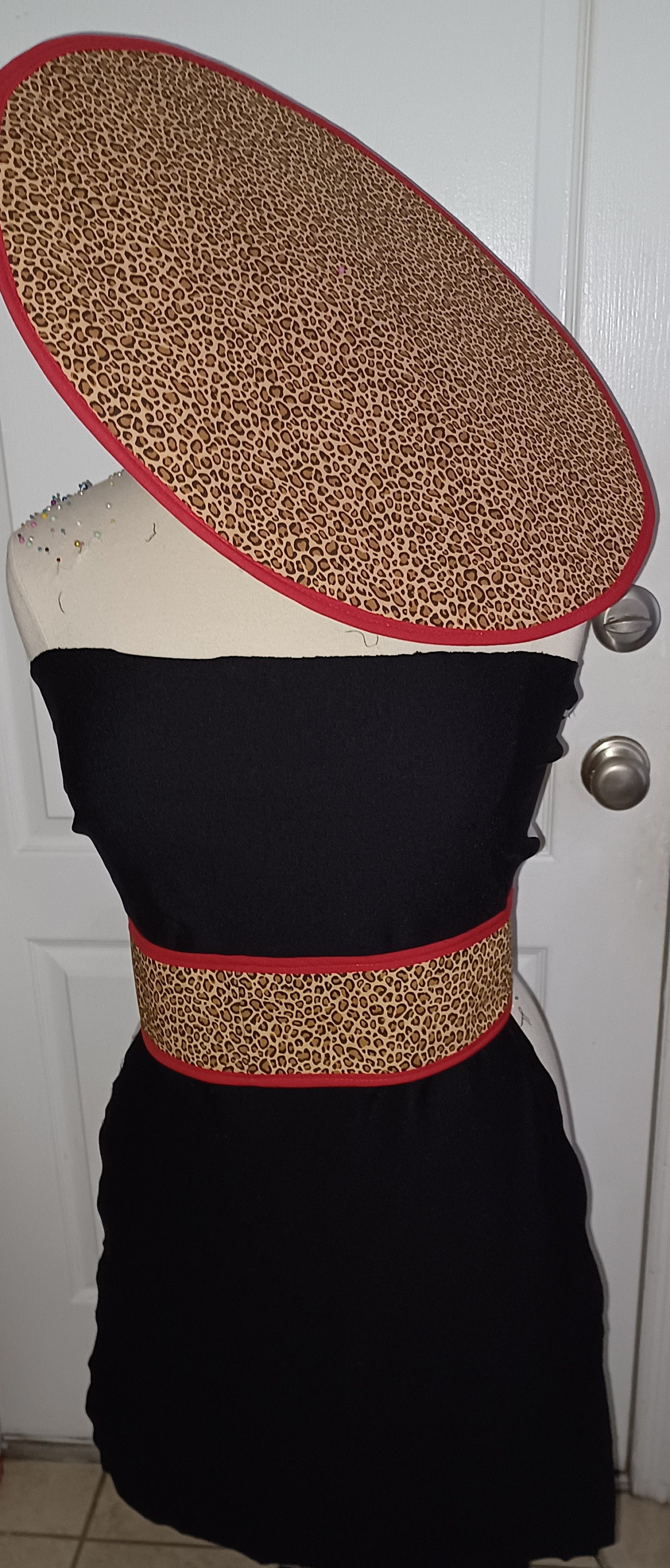 LARGE ROUND FASCINATOR Hat-17inches Round African Flat Hat Fascinator ...