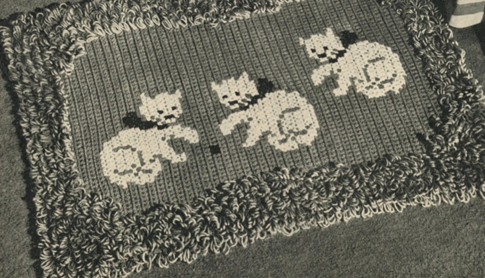 Shag Rug Cats Pattern, Crochet W/ Cross Stitch, Instant Digital ...