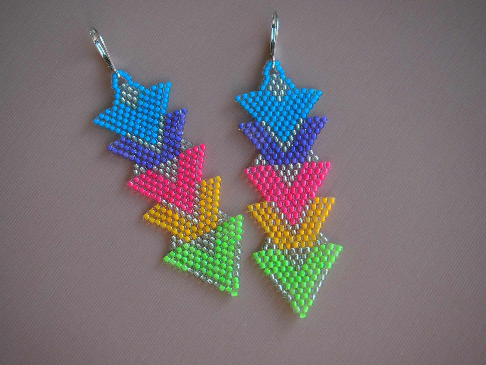 PATTERN: Nested Neon Triangle Chevron Seed Bead Dangle Earring - Etsy