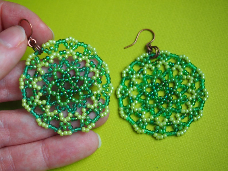 Beadweaving Tutorial: Seed Bead Mandala Earrings (or Pendant). Modified ...