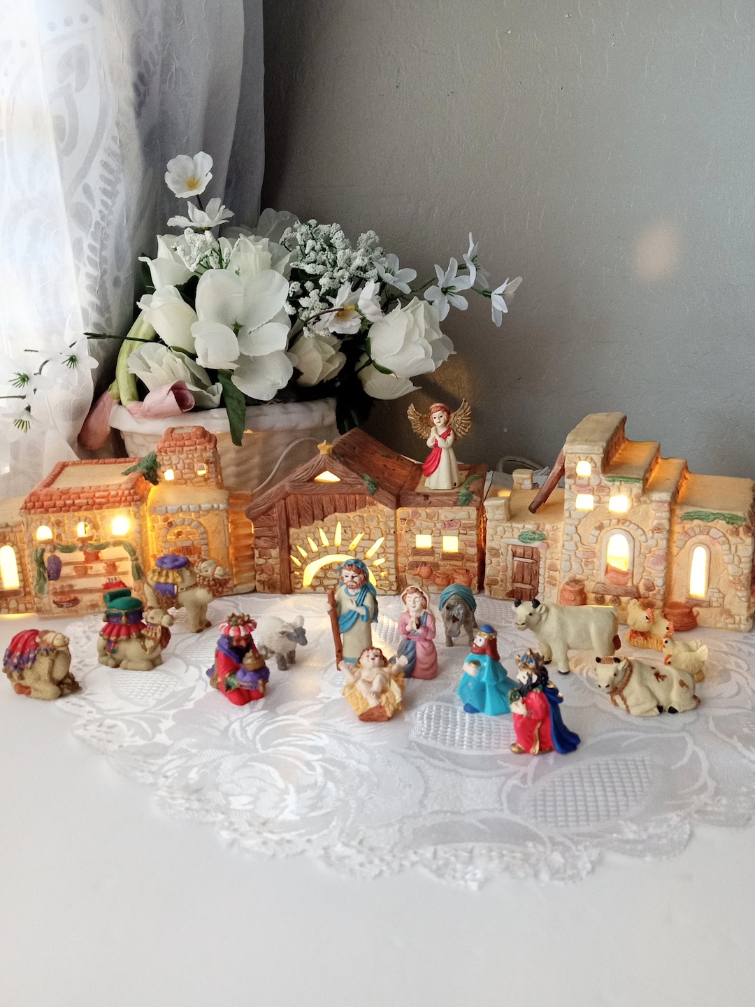 Vintage Porcelain/resin Nativity Scene Village Set of 19 Piece ...