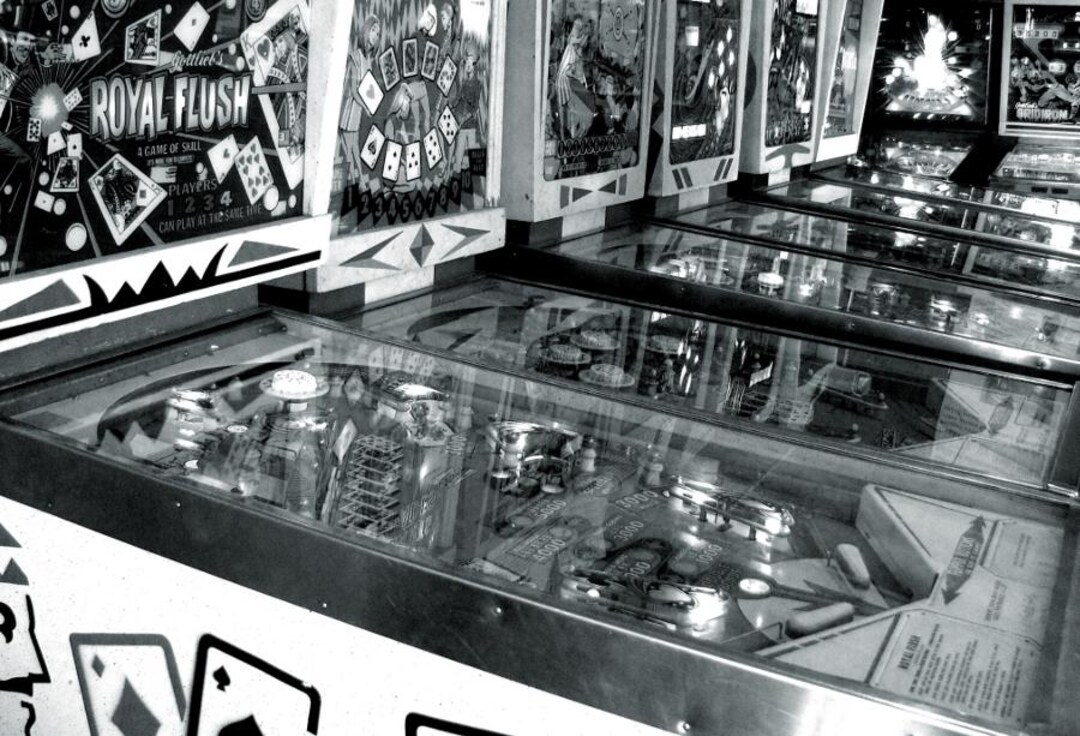 Pinball Machines PHOTO PRINT/POSTER, Arcade Game, Bumpers, Retro, Royal ...