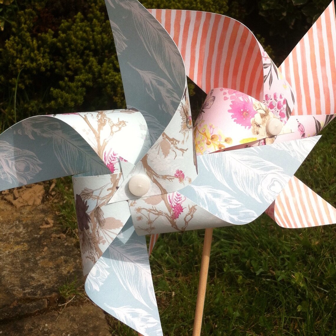5 Paper Pinwheels SPINNING Kit No Pins Tea Party Wedding UK - Etsy