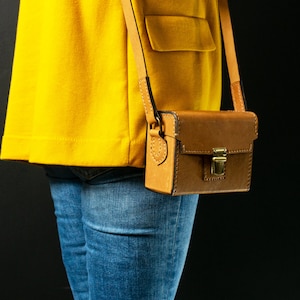 Leather Camera Case Pattern, PDF Pattern, Leather DIY, Leather Cross ...