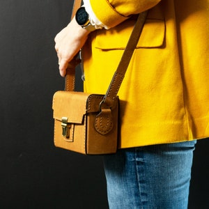 Leather Camera Case Pattern, PDF Pattern, Leather DIY, Leather Cross ...