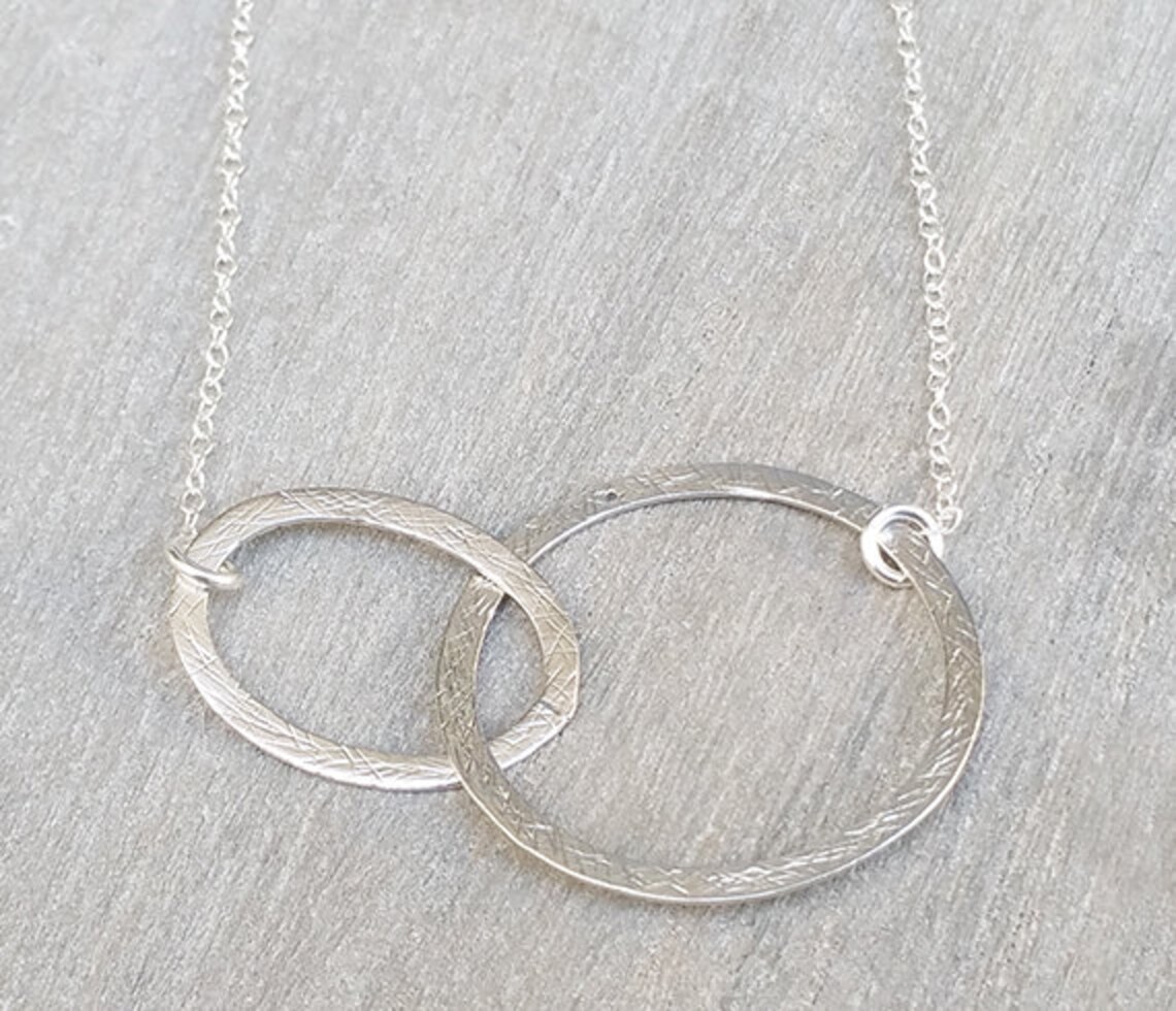 Best Friend Necklace Silver Double Circle Necklace - Etsy Israel