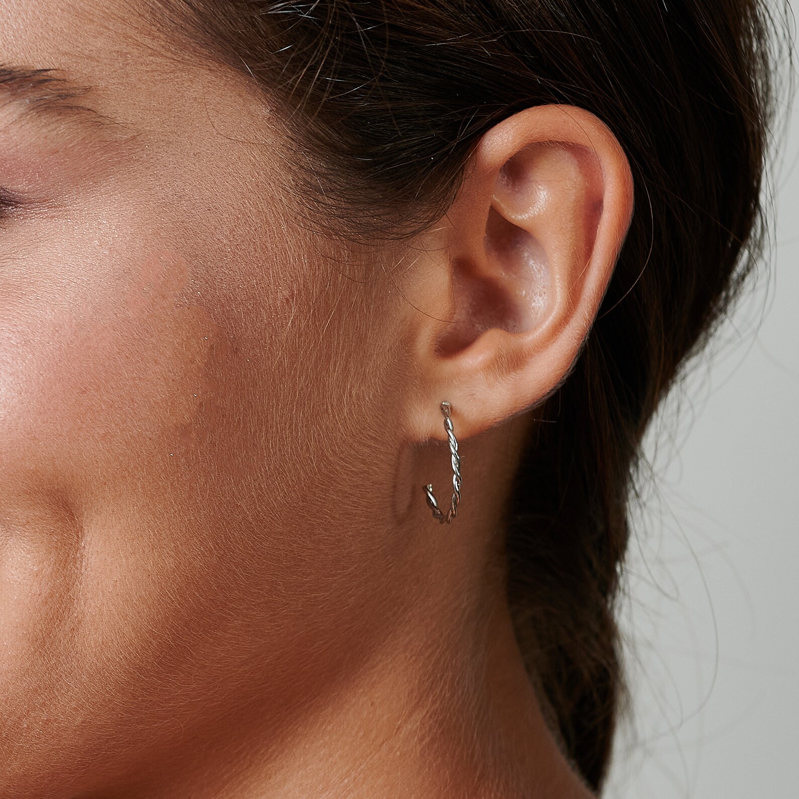 Silver Hoop Earrings Thin Post Earring 18mm Silver Hoops - Etsy
