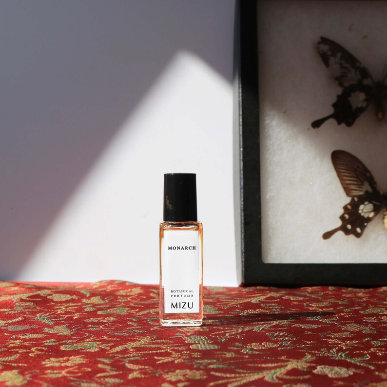 MONARCH All-natural Botanical Perfume Oil / Spicy, Floral, Woods, Aged ...
