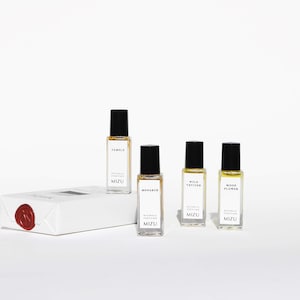 MOONFLOWER All-natural Botanical Perfume | Violet Leaf, Jasmine ...