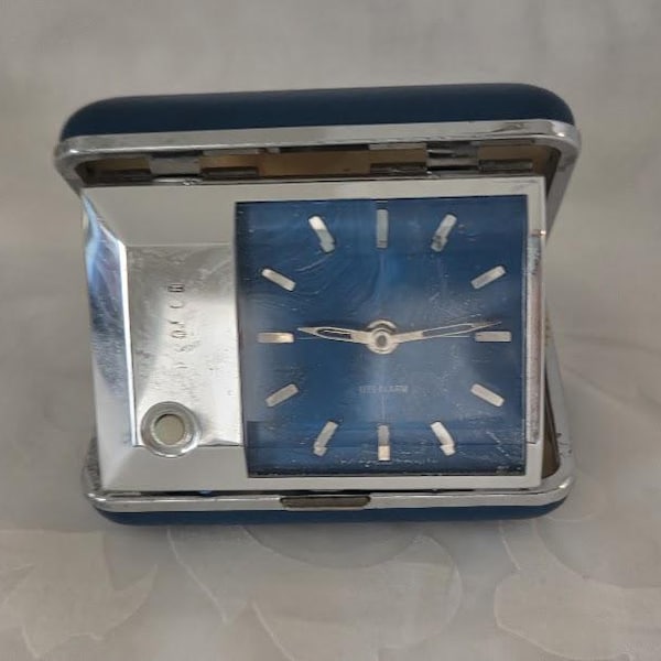 Vintage Clock Bulova - Etsy