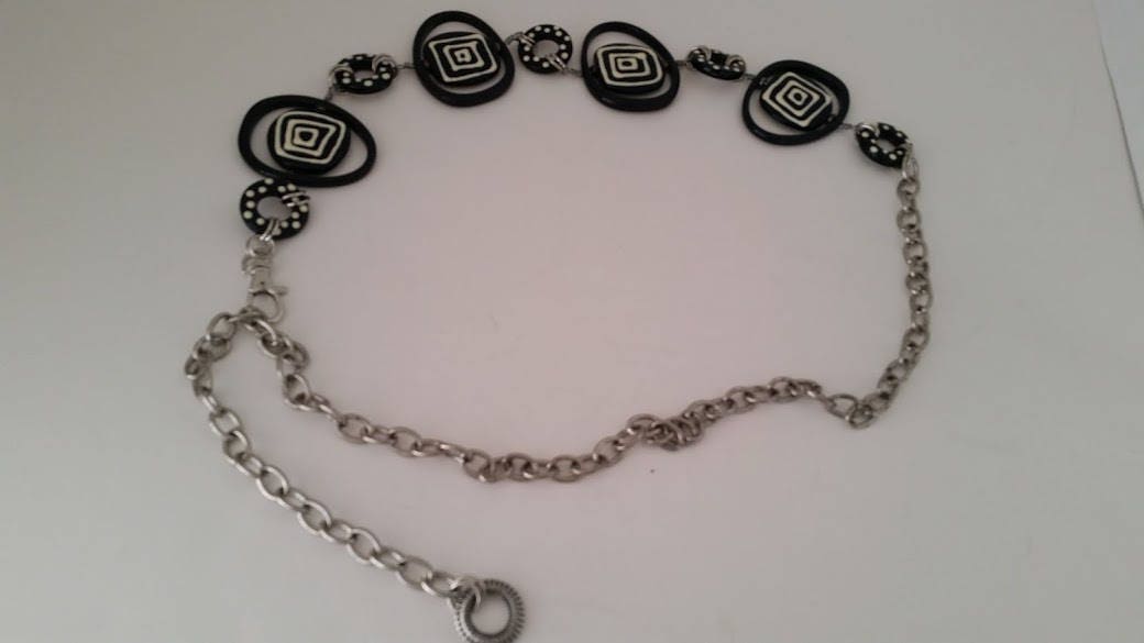 Vintage Chain Belt. Black Abstract Design Round Design with Chain Belt ...
