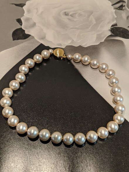 Vintage Large Faux Pearl Chocker. Cream Color Large Glass/Pearls. Large ...