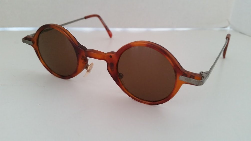 Vintage Small Round Plastic Retro Sunglasses Tortoise, Small Retro ...