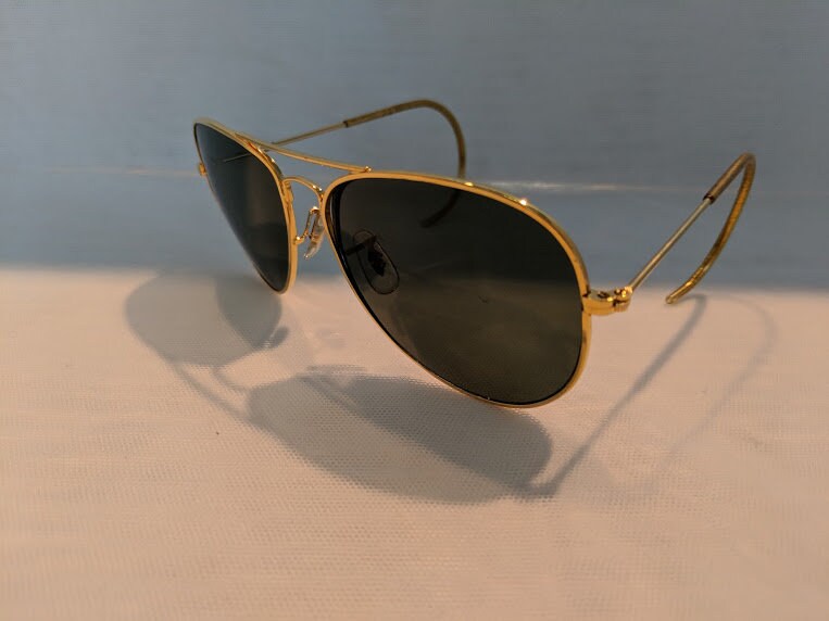 Gold / Vintage Large Aviator Sunglasses With Cable Ear Pieces. Gold ...
