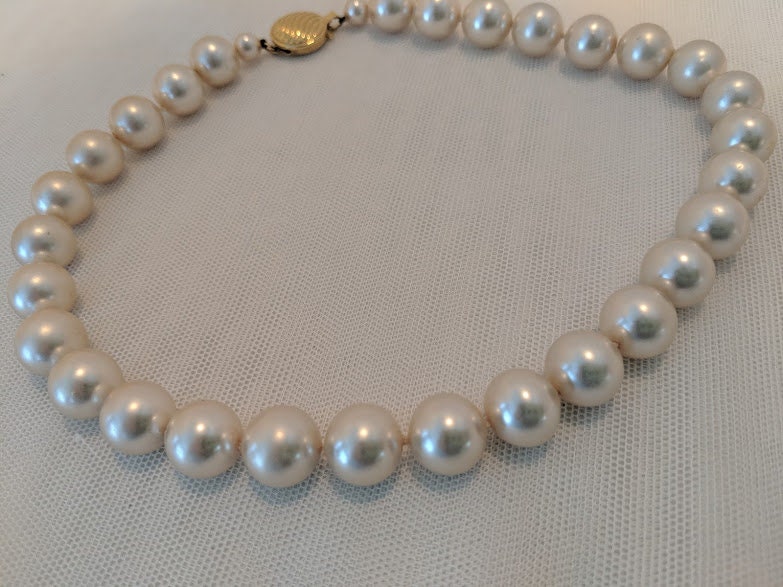 Vintage Large Faux Pearl Chocker. Cream Color Large Glass/Pearls. Large ...