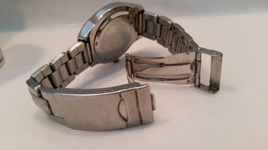 Vintage Chevrolet Man's Sports Watch. Team Monte Carlo Chevrolet Silver ...